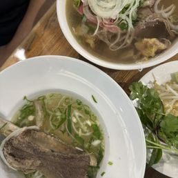 PHO THIEN PHAT - Updated November 2025 - 162 Photos & 98 Reviews - 6404 ...