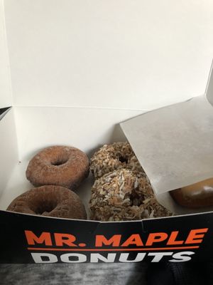 MR MAPLE DONUTS - Updated March 2025 - 107 Photos & 177 Reviews - 1108B ...