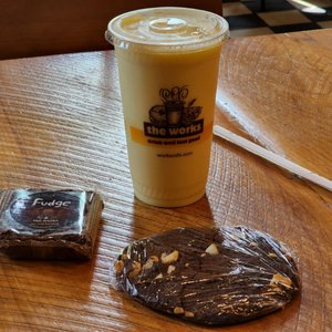 THE WORKS BAKERY & CAFE - 115 Photos & 87 Reviews - 15 Temple St ...