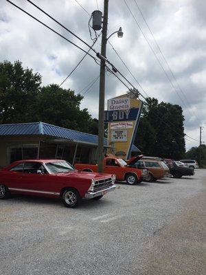 DAISY QUEEN - Updated December 2024 - 21 Photos & 15 Reviews - 9044 ...