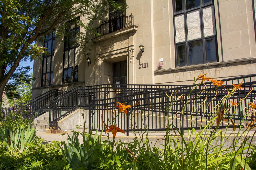 BEAUCHAMP BRANCH LIBRARY - Updated December 2025 - 10 Photos - 2111 S ...