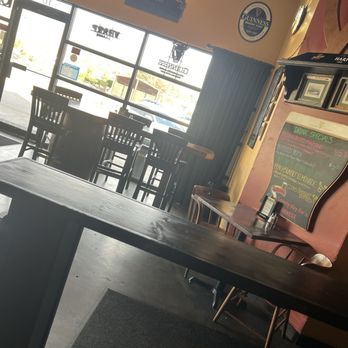 THE HARP BAR AND RESTAURANT - Updated October 2025 - 204 Photos & 201 ...