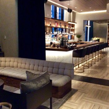 D/6 BAR & LOUNGE - Updated December 2025 - 95 Photos & 58 Reviews - 39 ...