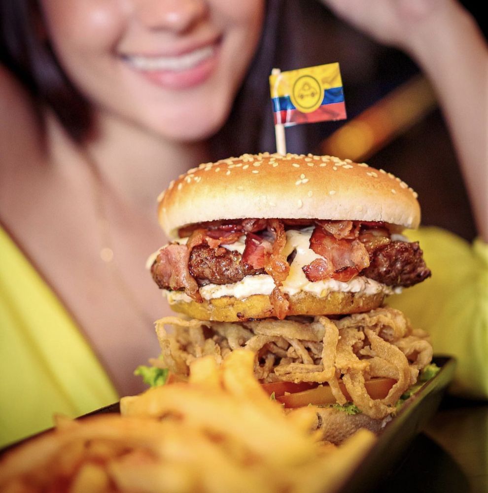 GO BURGER EL GARAJE - Updated March 2025 - 16 Photos & 10 Reviews - 826 ...