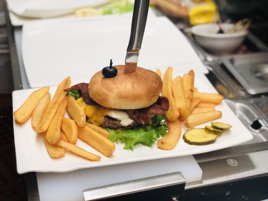 THE BIG ELK - 80 Photos & 71 Reviews - 707 East Washington St, Sequim ...