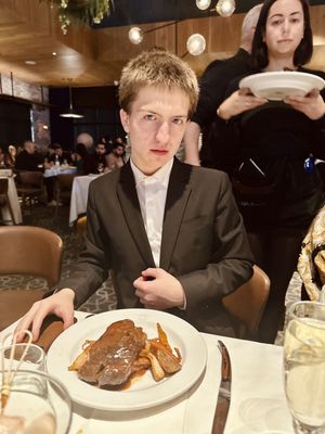 TABLE 51 - Updated September 2025 - 75 Photos & 28 Reviews - 5475 Rue ...