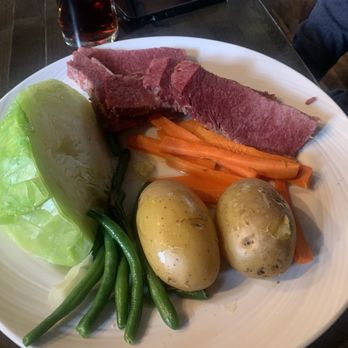 MYSTIC ROGUE IRISH PUB - Updated September 2025 - 204 Photos & 54 ...