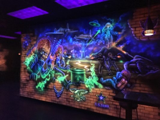 COSMIC MAYHEM BLACKLIGHT MINI GOLF AND BAR - 214 Photos & 162 Reviews ...