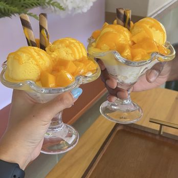 HI MANGO - Updated October 2025 - 190 Photos & 42 Reviews - 6351 E 82nd ...