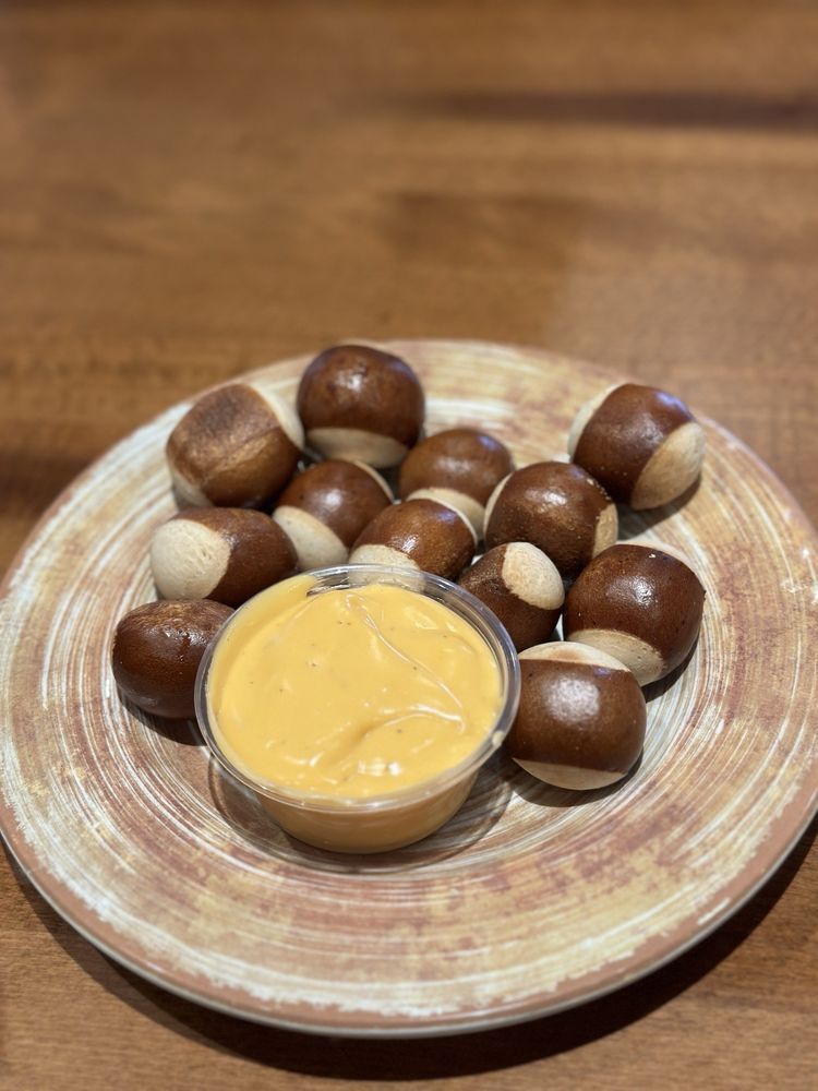 Isaac's Craft Kitchen & Brewery - Greenfield, Lancaster | Roadtrippers