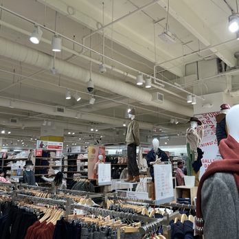 UNIQLO - Updated December 2025 - 67 Photos & 10 Reviews - 13350 Dallas ...