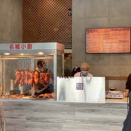 FAMOUS KITCHEN - Updated May 2025 - 345 Photos & 179 Reviews - 1802 ...