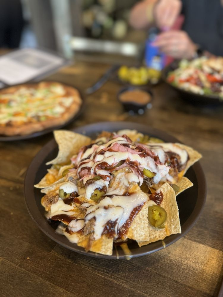 MIKE’S BEER BAR - Updated October 2025 - 283 Photos & 295 Reviews - 110 ...