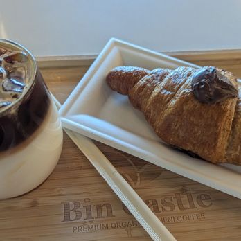 BIN CASTLE - Updated December 2025 - 70 Photos & 20 Reviews - 8049 ...