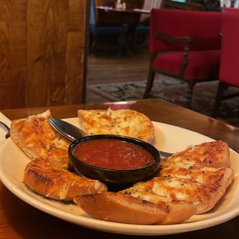 THE OLD SPAGHETTI FACTORY - 722 Photos & 776 Reviews - 1418 N Central ...