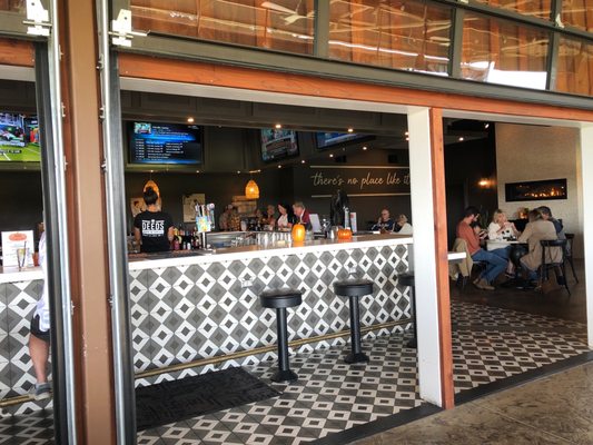DEEDS BAR AND GRILL - Updated January 2025 - 51 Photos & 50 Reviews ...