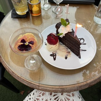 THE EDMON - 503 Photos & 308 Reviews - 5168 Melrose Ave, Los Angeles ...