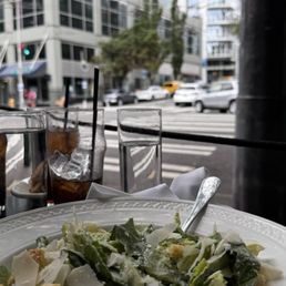 VIRGINIA INN - Updated July 2025 - 352 Photos & 466 Reviews - 1937 1st ...