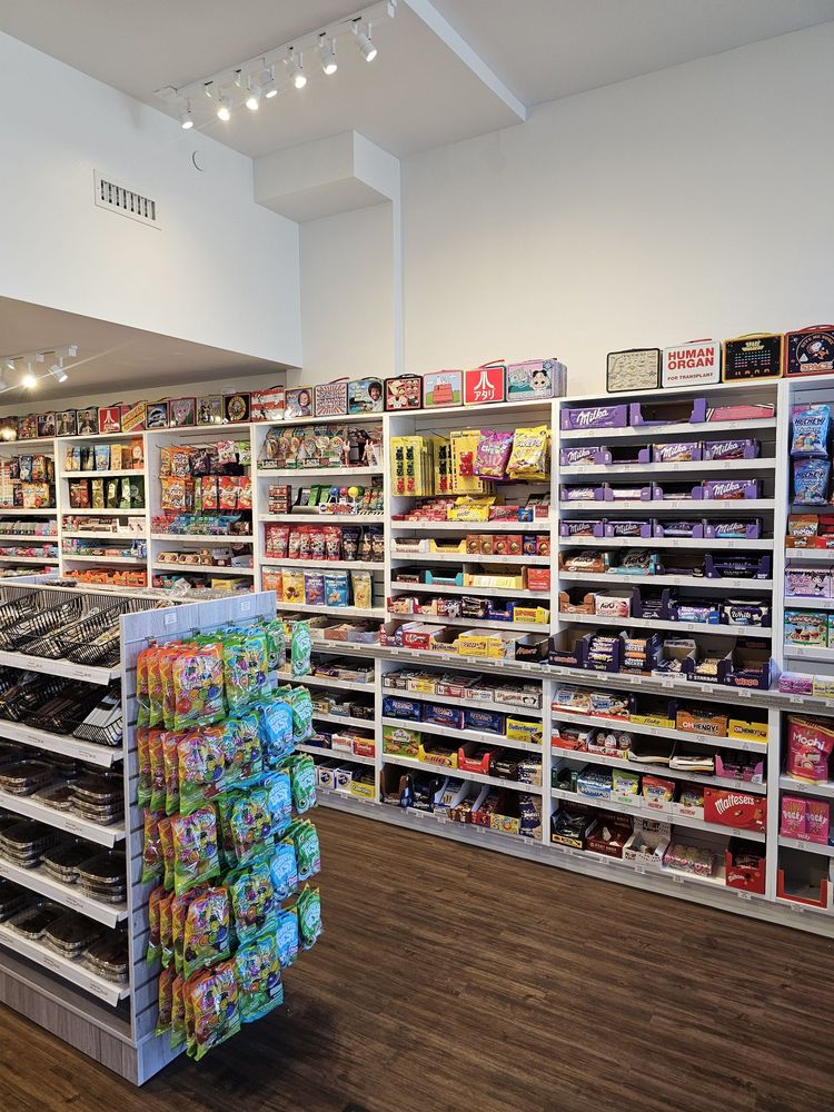 MAUMEE VALLEY CHOCOLATE & CANDY - Updated November 2025 - 51 Photos ...