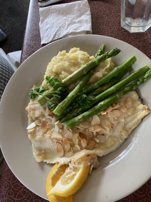 KEENE VALLEY AUSABLE INN - Updated August 2024 - 13 Photos & 27 Reviews ...