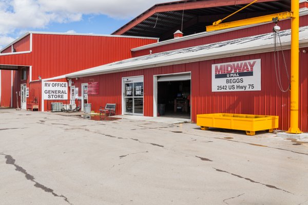 MIDWAY AUTO PARTS - Updated December 2025 - 14 Photos - 2542 US 75 ...