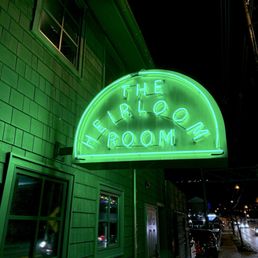 HEIRLOOM ROOM - Updated December 2025 - 153 Photos & 88 Reviews - 333 ...