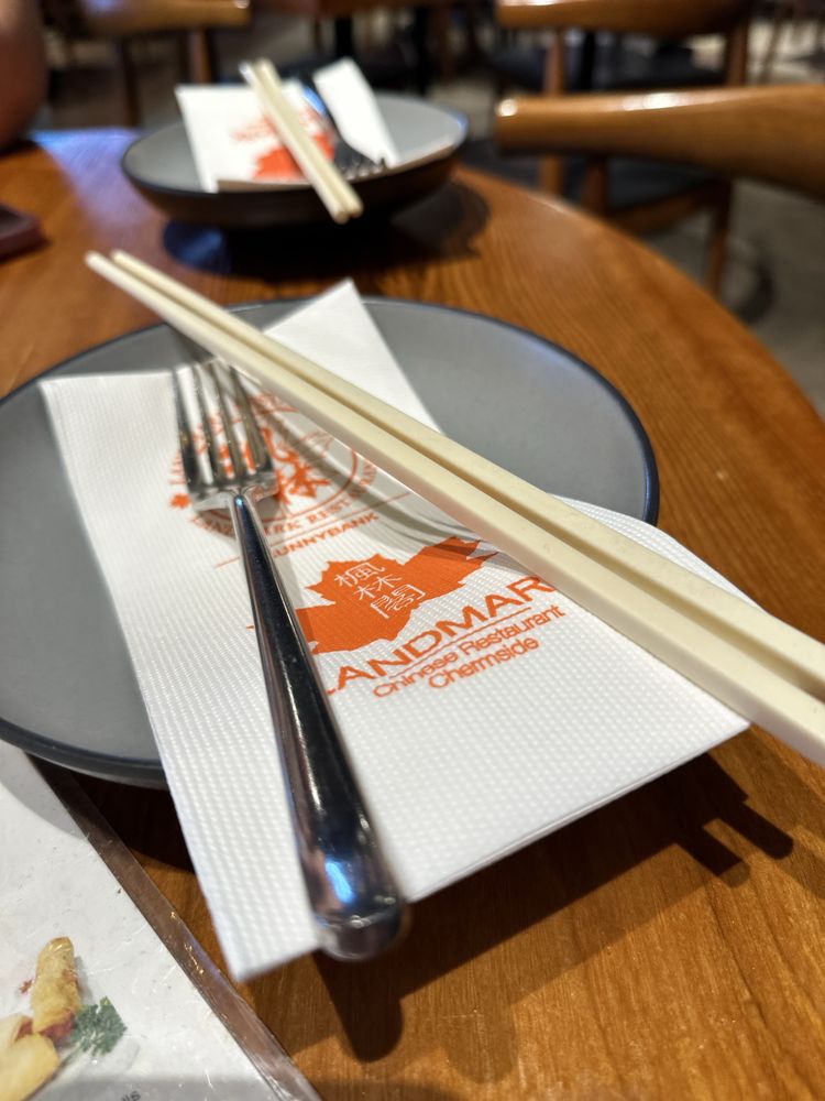 LANDMARK CHINESE RESTAURANT CHEMSIDE - Gympie Rd & Hamilton Rd ...