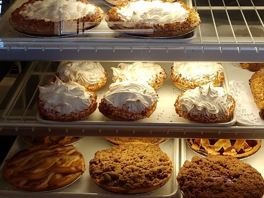 MARIO’S BAKERY - Updated September 2024 - 253 Photos & 113 Reviews ...