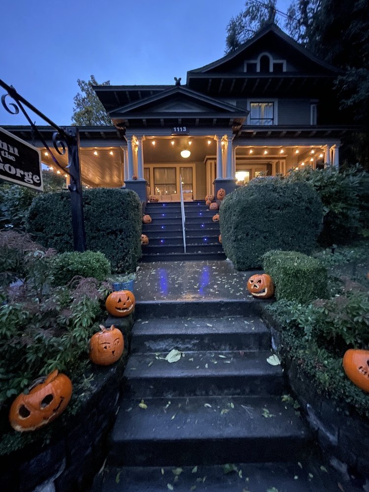 INN AT THE GORGE - Updated May 2026 - 70 Photos & 23 Reviews - 1113 ...