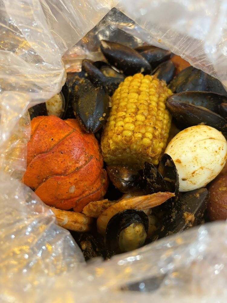 CRAFTY CRAB LARGO - Updated September 2025 - 80 Photos & 45 Reviews ...