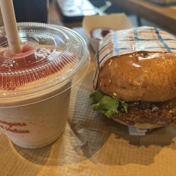 SUPER DUPER BURGERS - Updated March 2025 - 993 Photos & 764 Reviews ...