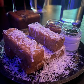 STARGAZER - Updated October 2025 - 24 Reviews & 70 Photos - 1304 NE 2nd ...