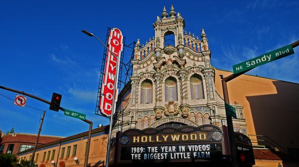 HOLLYWOOD THEATRE - 671 Photos & 244 Reviews - Cinema - 4122 NE Sandy ...