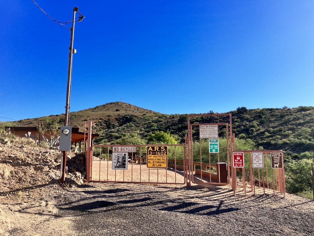 ROUND MOUNTAIN PARK - Updated November 2025 - 10 Photos - Globe ...