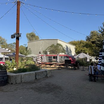 CENTRAL MACHINE WORKS BREWERY AND BEER HALL - Updated June 2025 - 471 ...