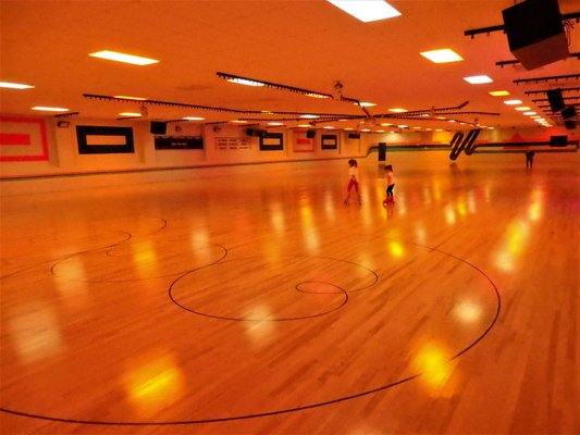 FLORHAM PARK ROLLER SKATING RINK - 30 Photos & 49 Reviews - 192 ...