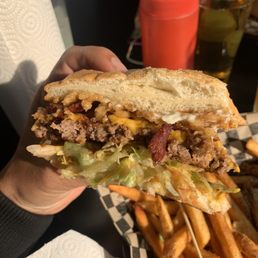 PORTLAND BURGER - Updated October 2024 - 959 Photos & 711 Reviews - 304 ...