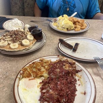 MY GARDEN CAFE - Updated April 2025 - 132 Photos & 229 Reviews - 3507 ...