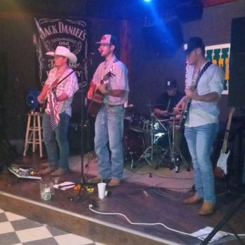 SIDELINES GRILL - Updated December 2025 - 26 Photos & 13 Reviews ...