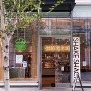 SHAKE SHACK - HERALD SQUARE - 606 Photos & 410 Reviews - 1333 Broadway ...