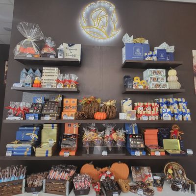 LEONIDAS CHOCOLATES & CAFE - Updated December 2025 - 70 Photos & 28 ...