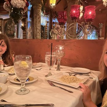 BELLINI’S ITALIAN CAFE AND BAR - Updated December 2025 - 316 Photos ...