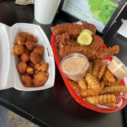 RICKY’S HOT CHICKEN - Updated May 2025 - 155 Photos & 82 Reviews - 8400 ...