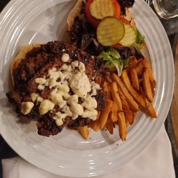 37 CEDAR RESTAURANT & BAR - Updated May 2024 - 80 Photos & 81 Reviews ...