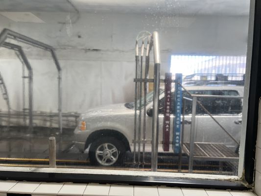 FOOTHILL CAR WASH & DETAIL - Updated September 2025 - 385 Photos & 698 ...