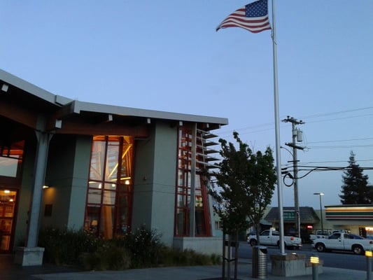 SAN LEANDRO PUBLIC LIBRARY - Updated December 2025 - 35 Photos & 46 ...