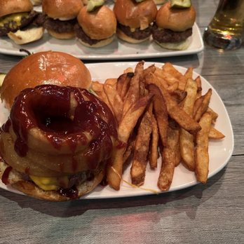 TRACKS - Updated October 2025 - 350 Photos & 664 Reviews - 108 W Main ...