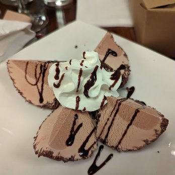 HEY LUCY - Updated December 2025 - 179 Photos & 243 Reviews - 295 King ...