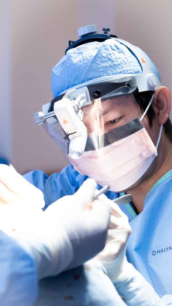 LINE PLASTIC SURGERY CENTER - KOREATOWN - 213 Photos & 192 Reviews ...