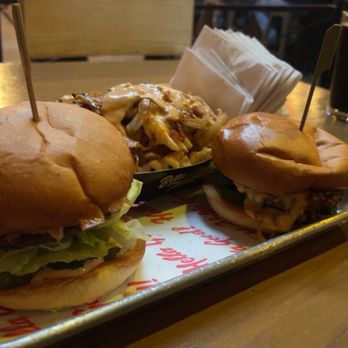 HELLA GOOD BURGER - Updated April 2025 - 239 Photos & 277 Reviews - 87 ...